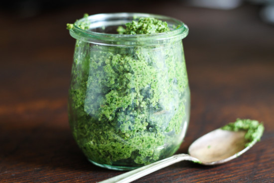 Basil Walnut Pesto {dairy-free} - Comfy Belly