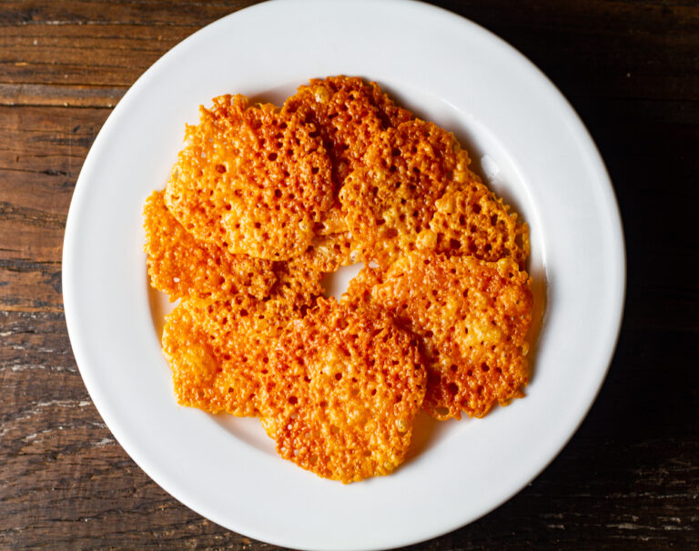 Cheddar Cheese Crisps - Comfy Belly